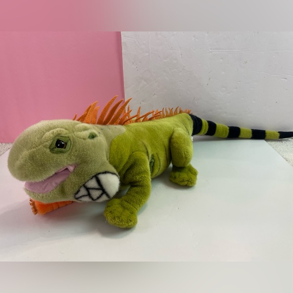 Wild Republic | Toys | Km International Wild Republic Iguana Full Body Hand Puppet 3 Realistic ...